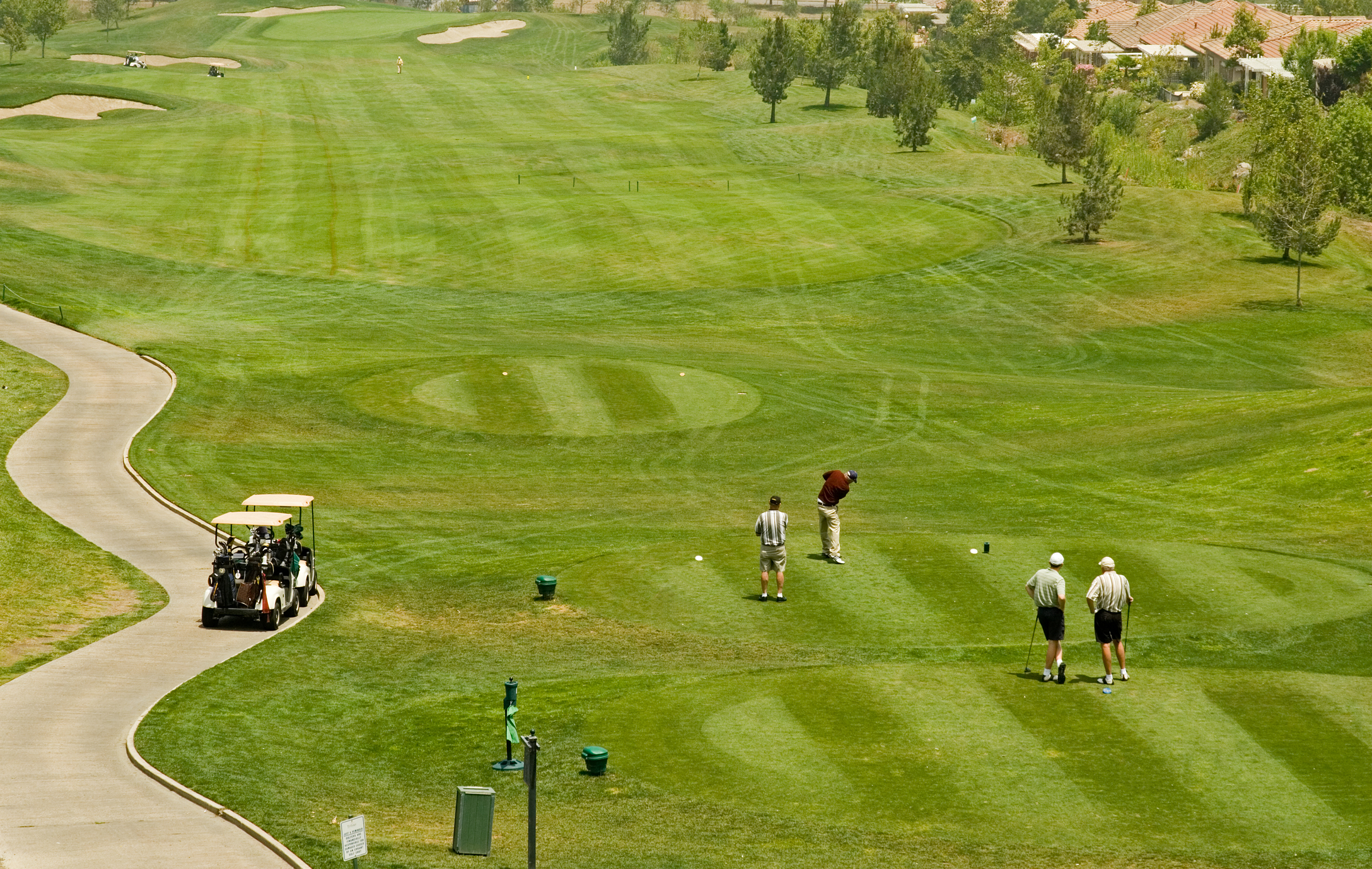 Mixed event team is good for golf